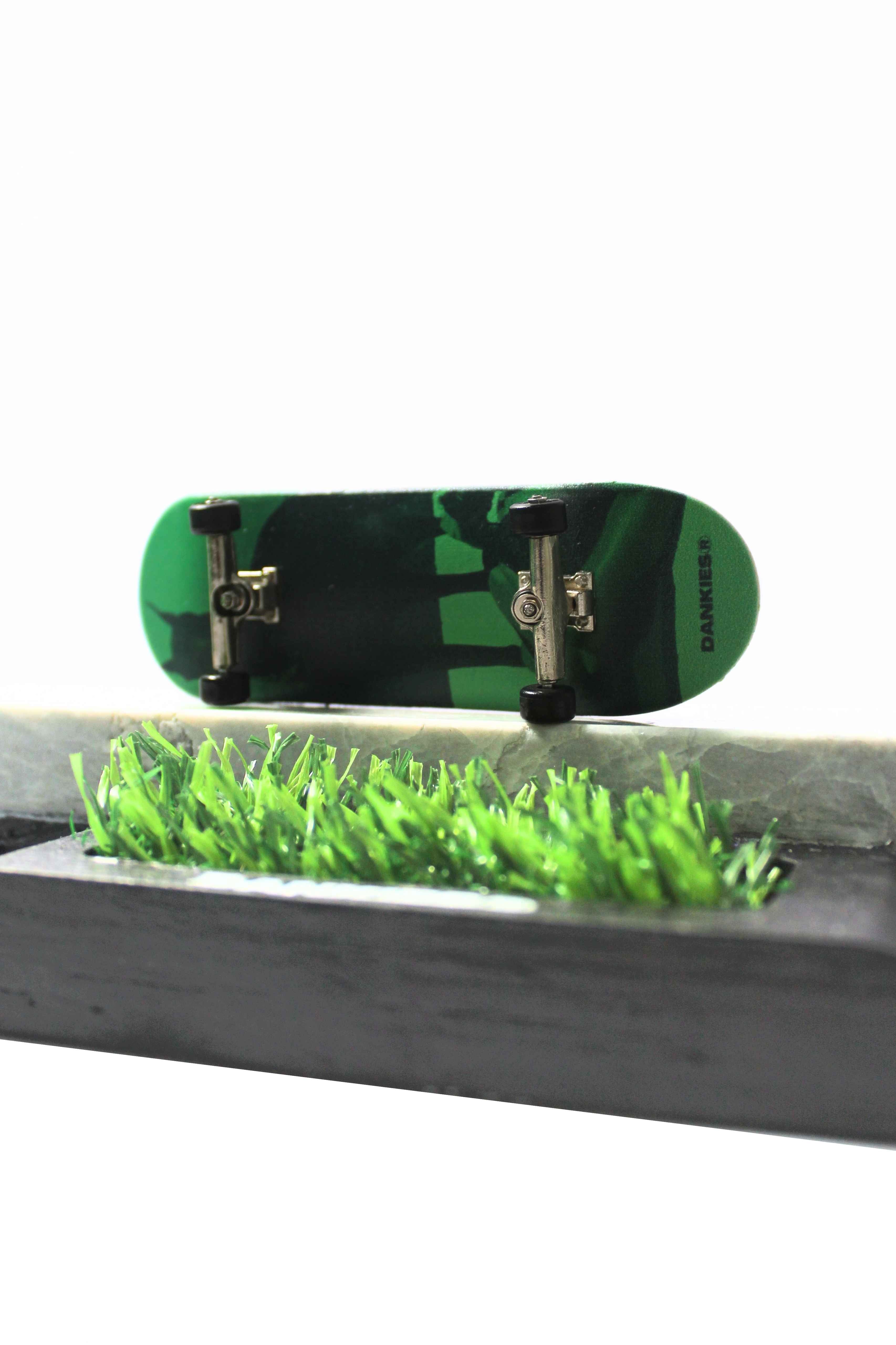 OBSIDIAN PRO FINGERBOARD – Dankies Skateboards